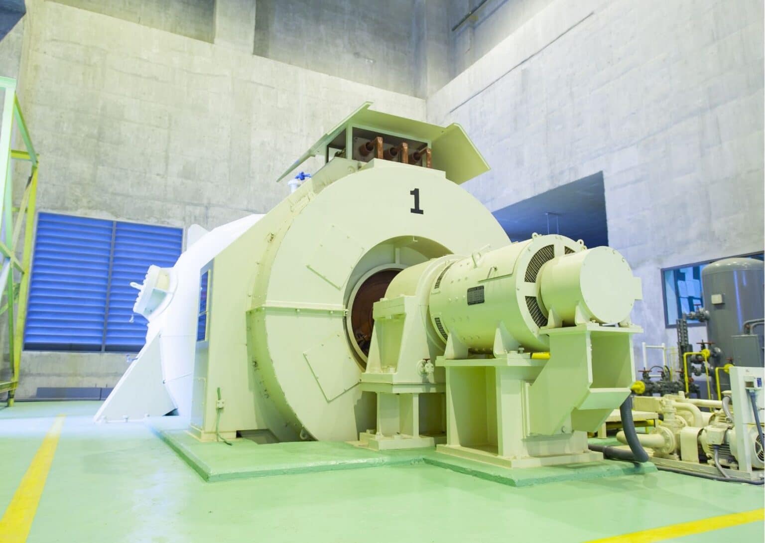 Manufacturing Equipment: 7 Essential Examples for Productivity