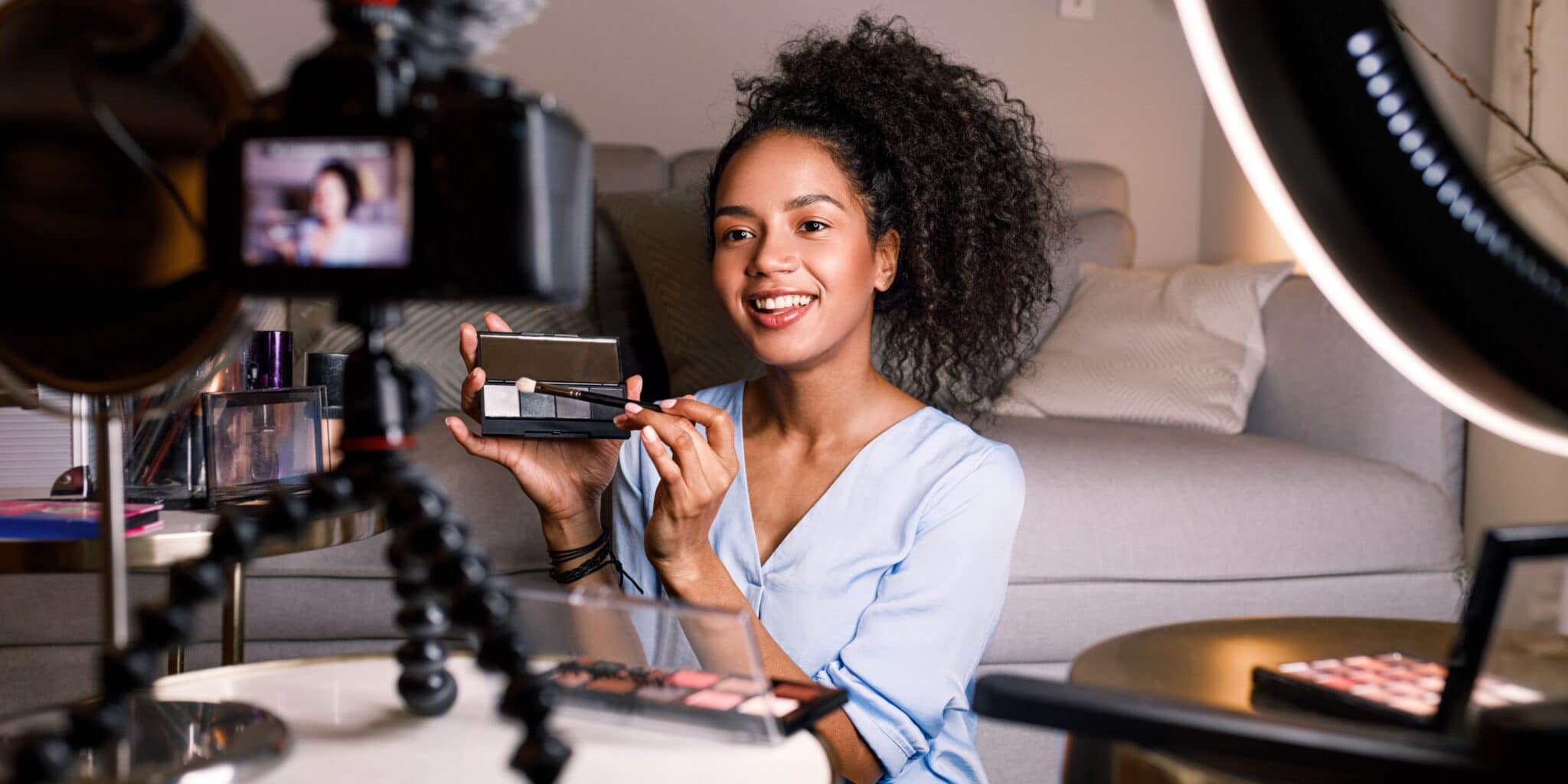 Content Creator: Definition and Benefits for Your Business Marketing