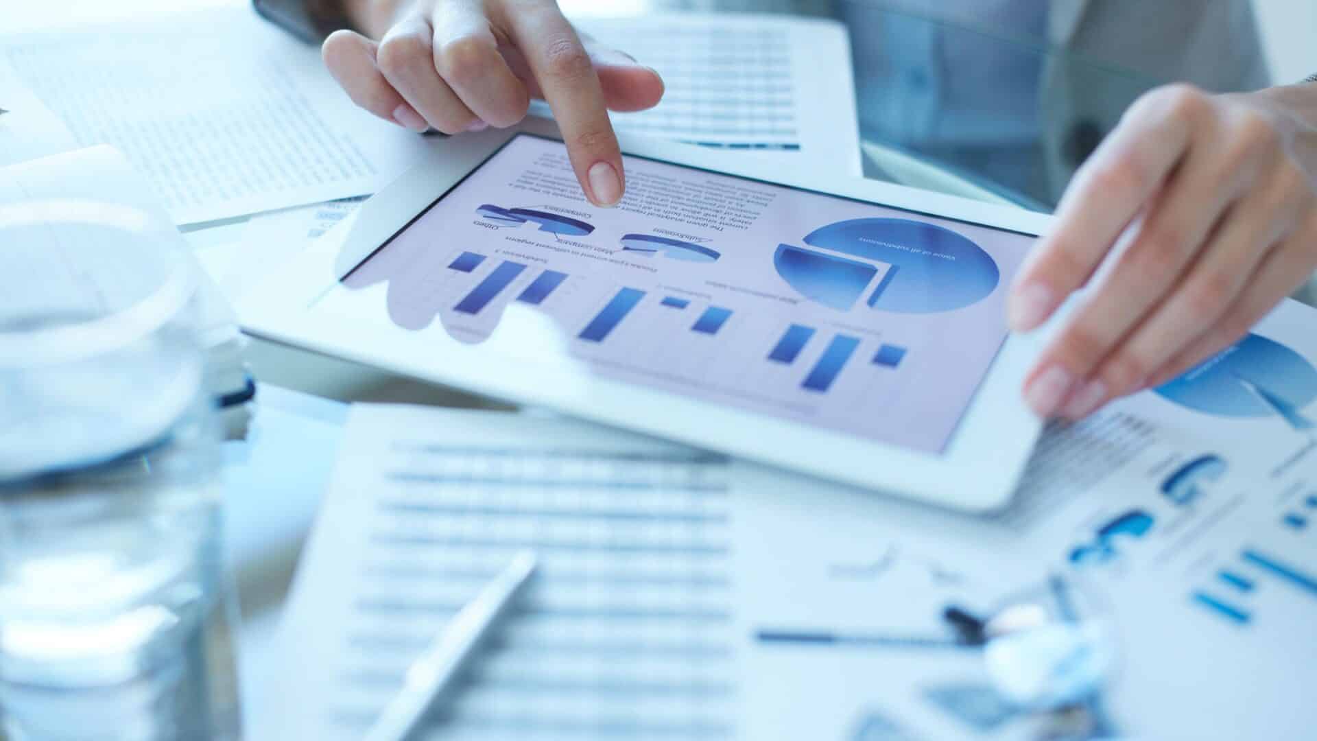 Tips to Conduct a Market Analysis in 6 Steps