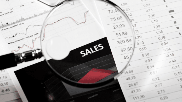 What is Customer Service CRM? Comprehensive Guide of Tools
