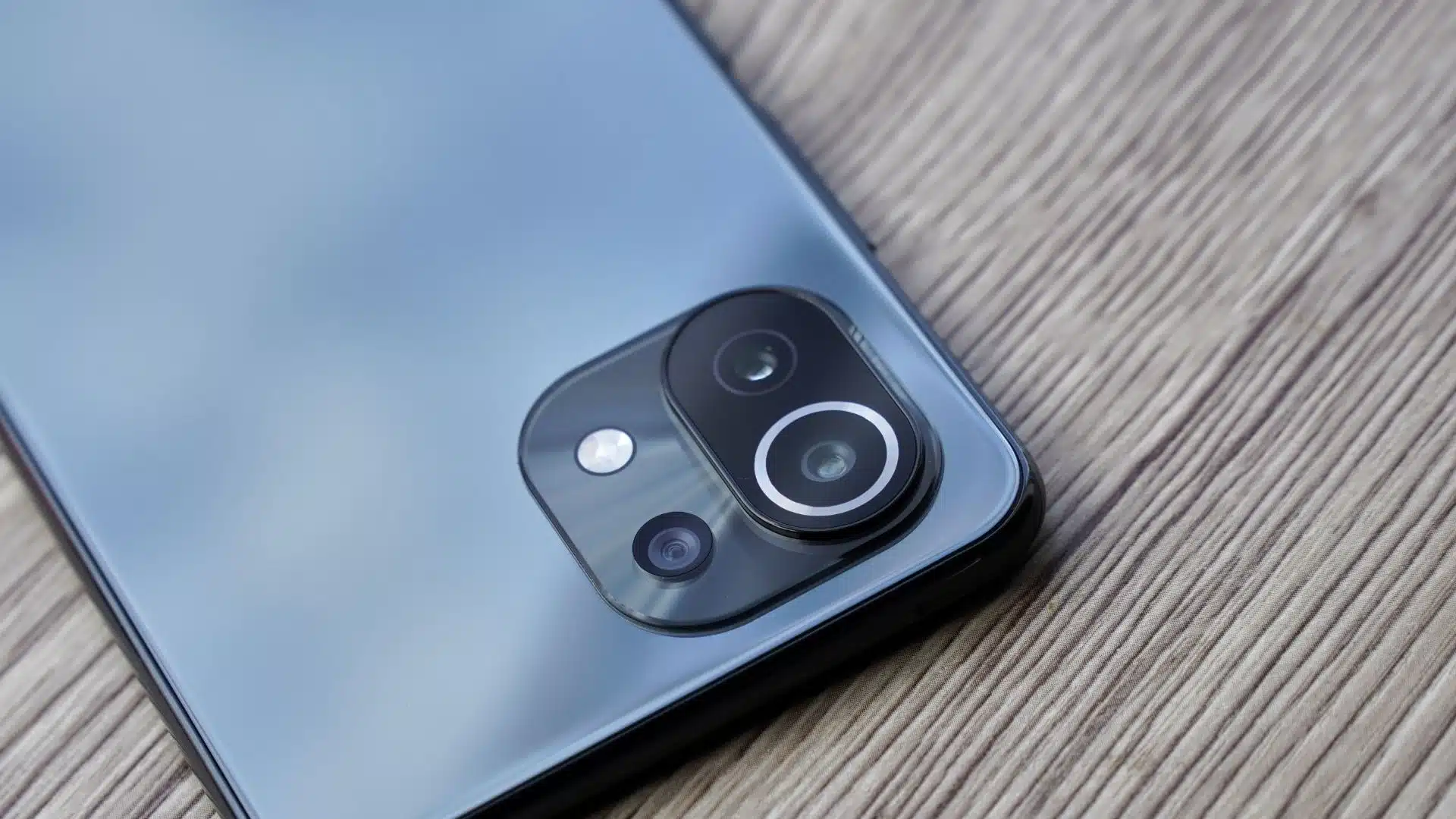 Mengenal Konsep Flagship untuk Menaklukan Produk Kompetitor