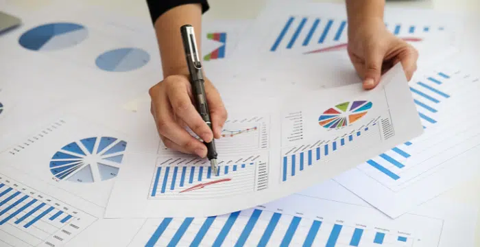 Perbedaan Data dan Informasi, serta Kegunaannya dalam Bisnis