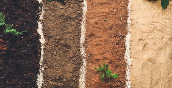 Manfaat Timah Hitam dan Putih dalam Bidang Industri