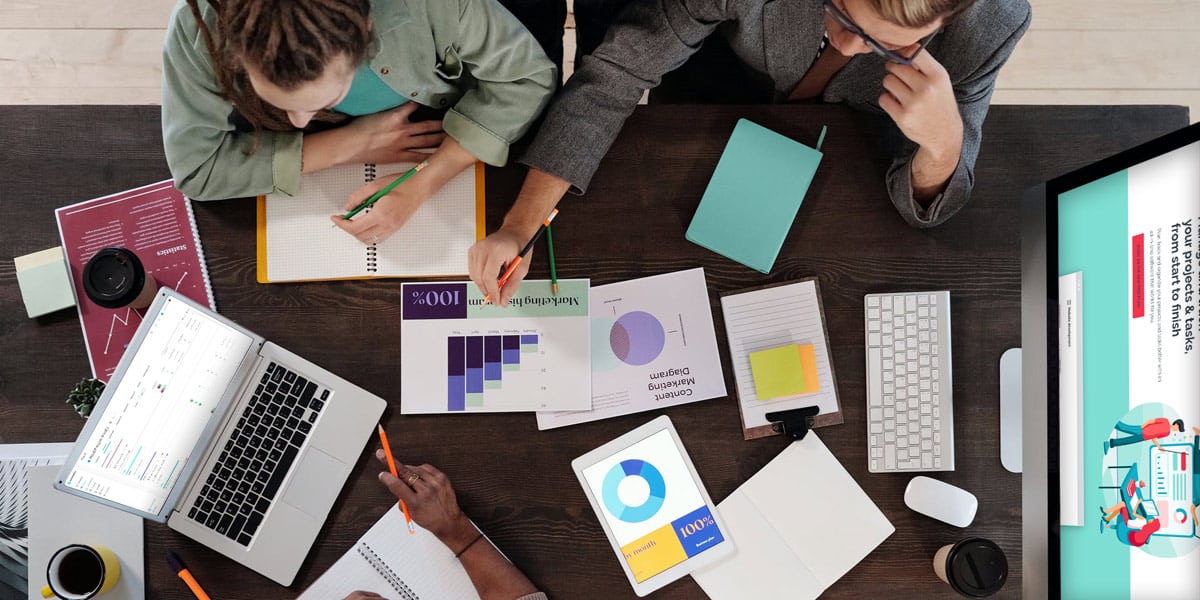 Benchmarking adalah Proses Membandingkan Perusahaan