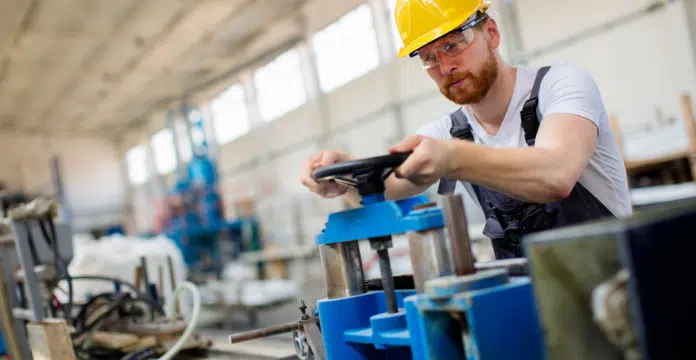 Proses Produksi Pabrik Sparepart Lebih Optimal dengan Sistem ini!