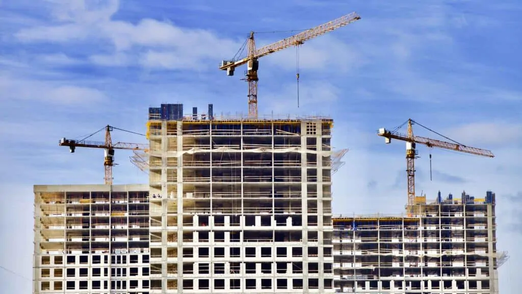 Pemantauan Proyek Gedung dengan Sistem Konstruksi Bangunan